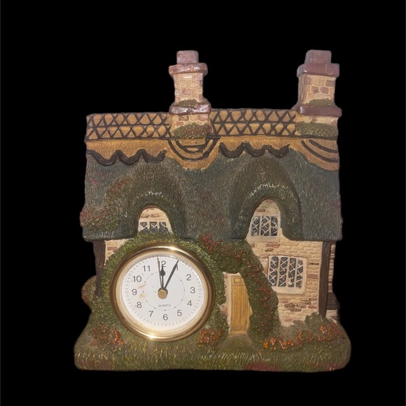 Accents | Vintage Bungalow 195s Wood Clock Cottage House Mantel Clock ...